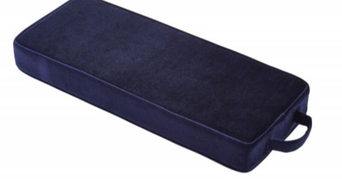 Kneeling prayer pad