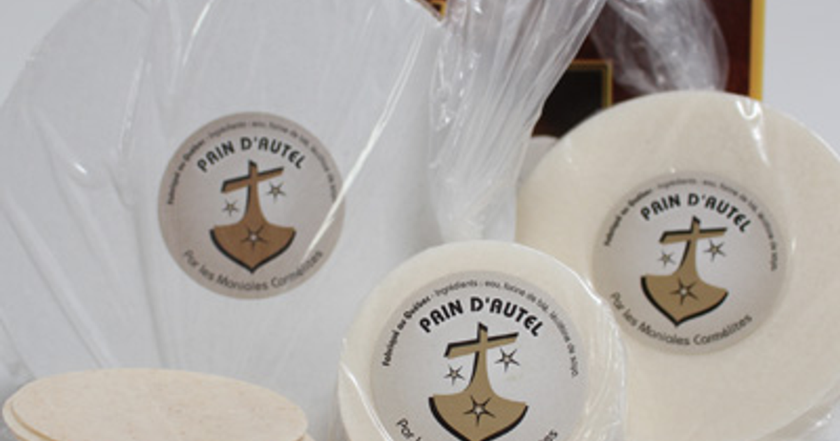 Large Hosts for Priest