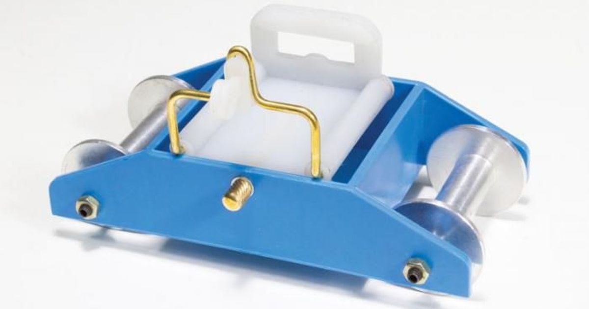 Hall Cart with Universal Smartphone Adapter - Practicality and Versatility