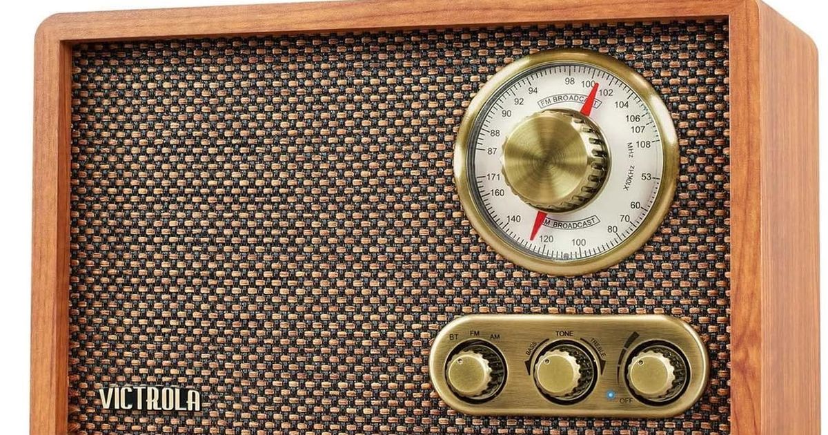 Victrola Retro Wooden Bluetooth Radio with Built-In Speakers, Stylish ...