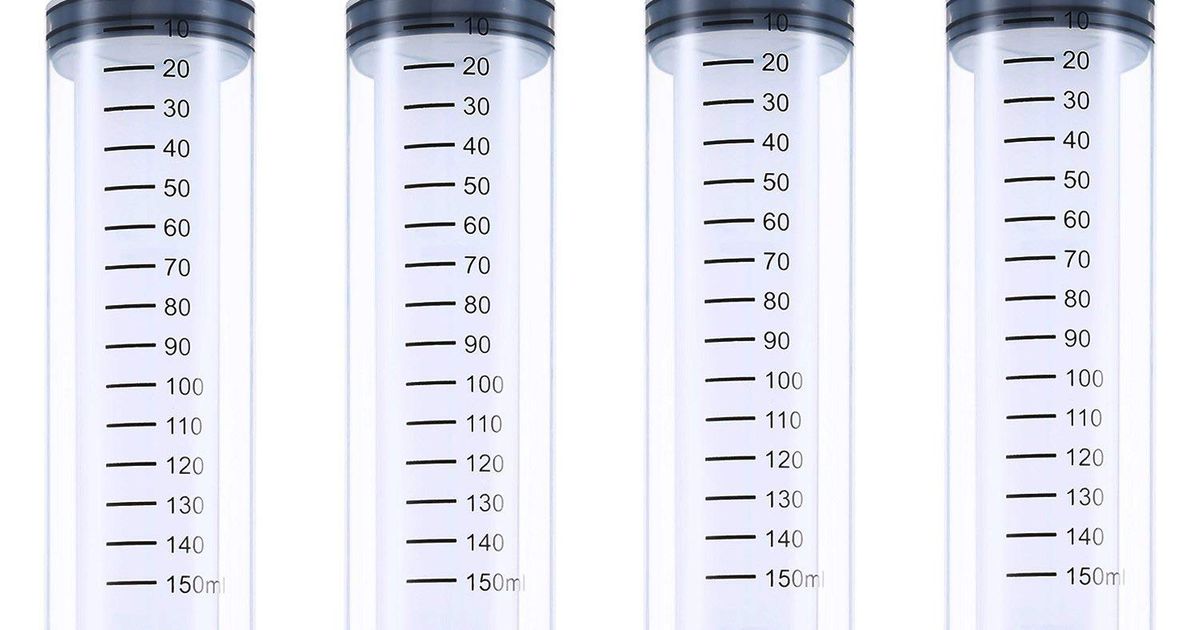 Plastic syringes for scientific laboratories and multi-purpose ...