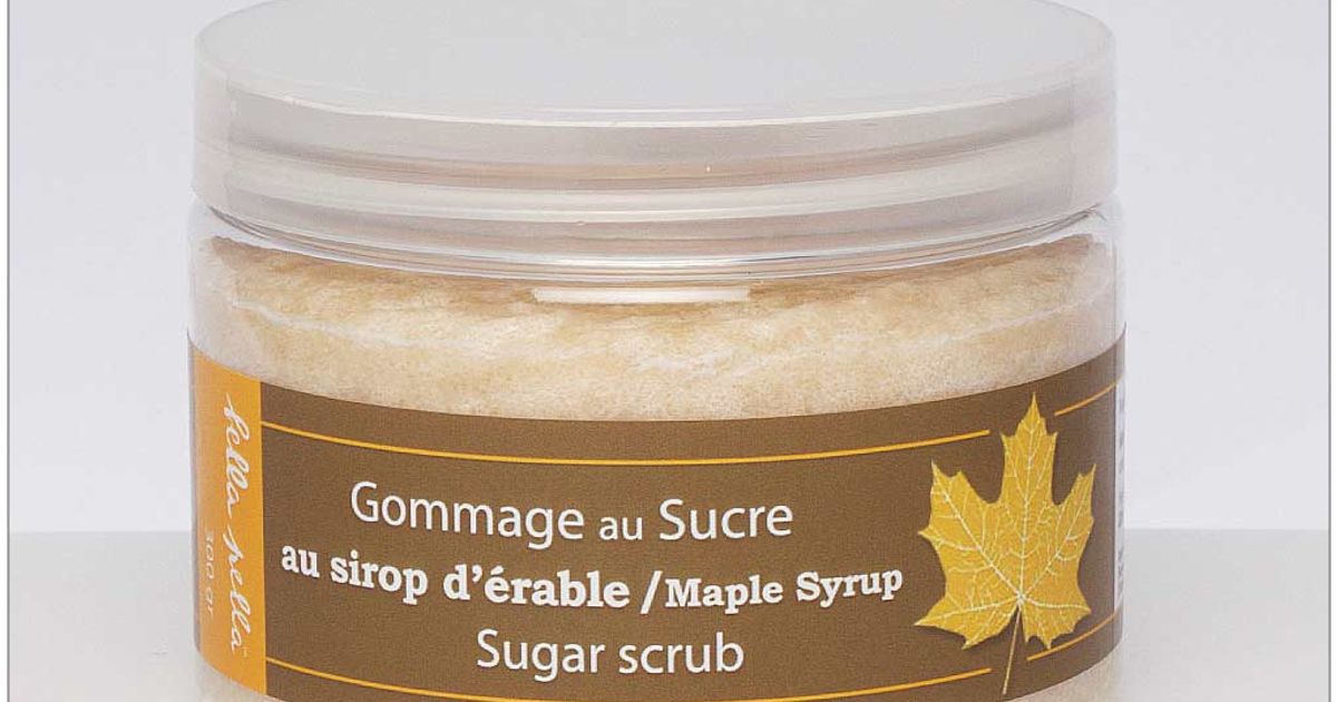 Maple syrup sugar scrub