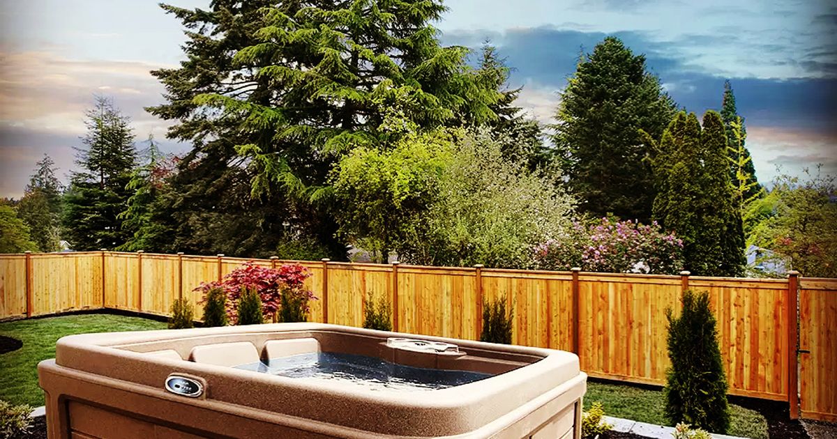 Spa portatif FANTOM de InnovaSpa et Lumi-O