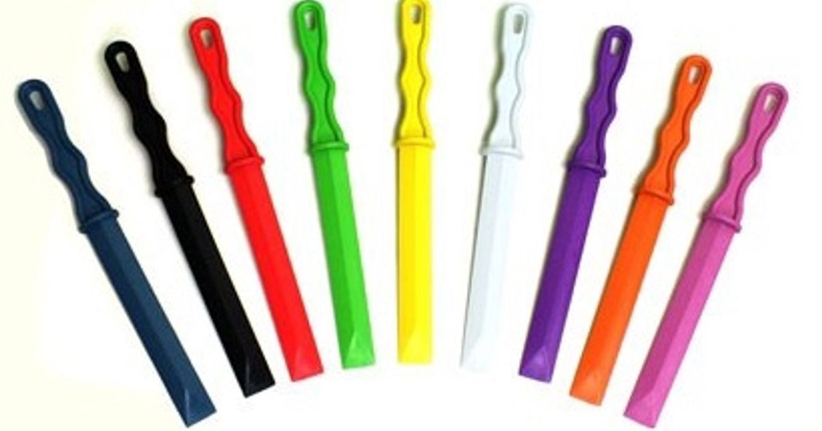 SPATULA with SCRAPING EDGE, METAL DETECTABLE