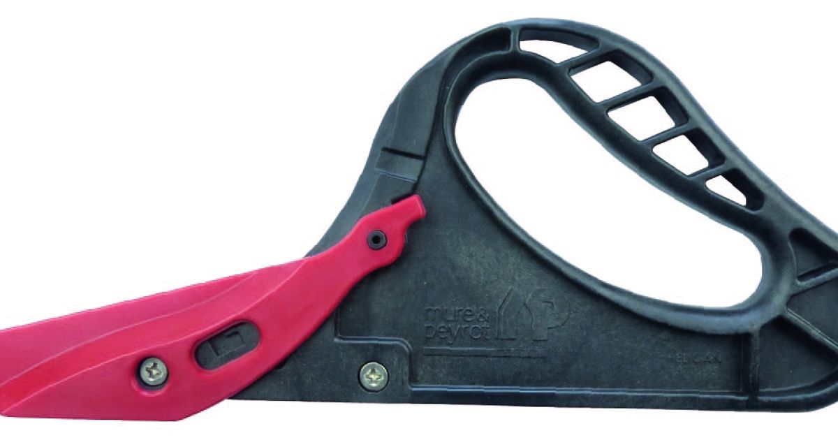 PELICAN - Heavy Duty Paper/Plastic Roll Cutter - Blade at front end |S